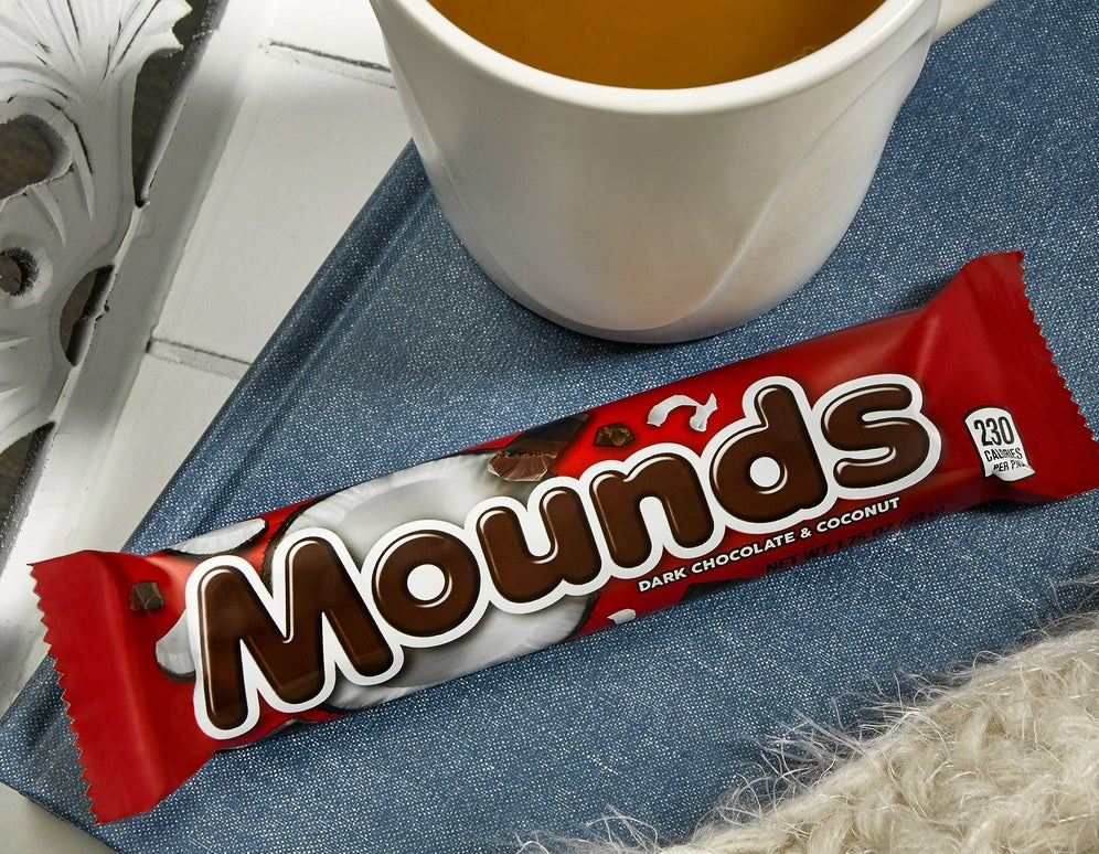 Dark Chocolate Coconut MOUNDS Candy Bars | Classic Hershey's Products