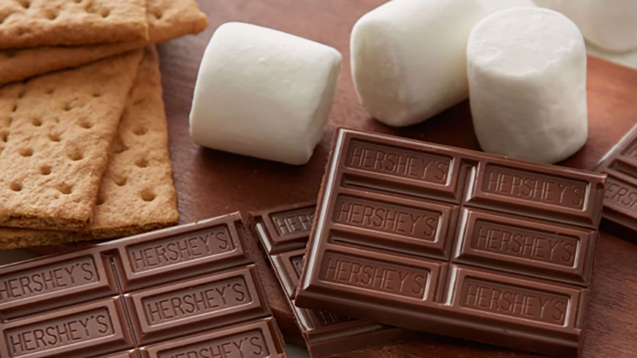 Savor S’more Moments Together | Hersheyland